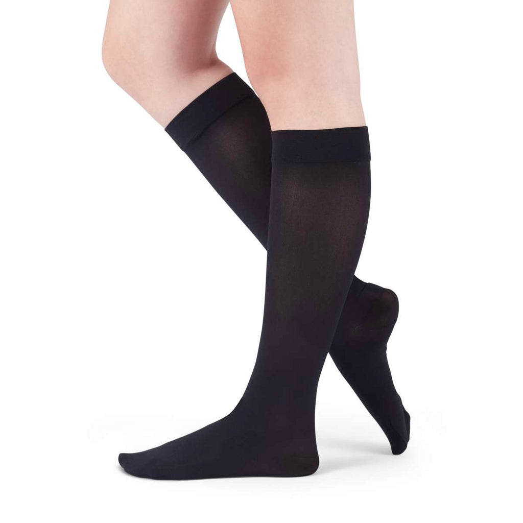 medi assure 30-40 mmHg Calf High Closed Toe Compression Stockings ...